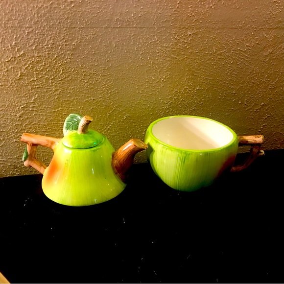 Vintage | Dining | Pear Shaped Tea Cup Set Of 3 Vintage Dish Ware ...